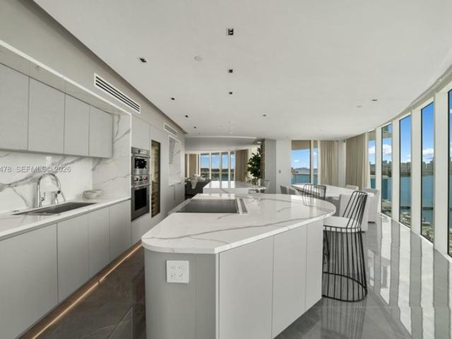 1000 S Pointe Dr Apt 901, Miami Beach, FL 33139