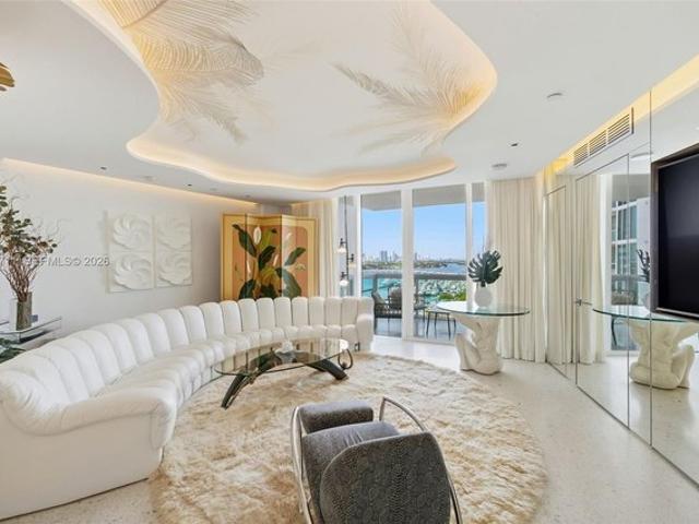 1000 S Pointe Dr Ph 1606, Miami Beach, FL 33139