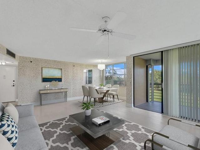 1000 Saint Charles Pl Apt 305, Pembroke Pines, FL 33026