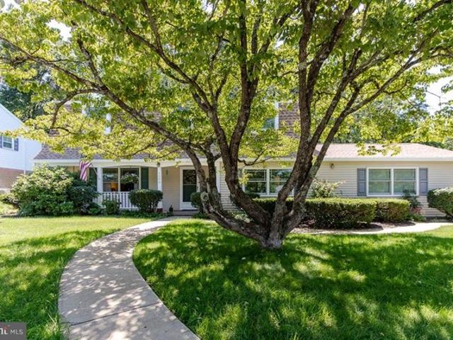 1000 Saxton Dr, State College, PA 16801