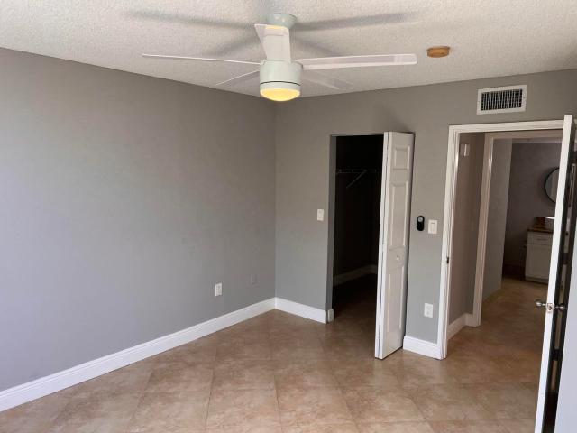 1000 Scotia Dr, Unit 302, Hypoluxo, FL 33462 | MLS #R11151 | Compass