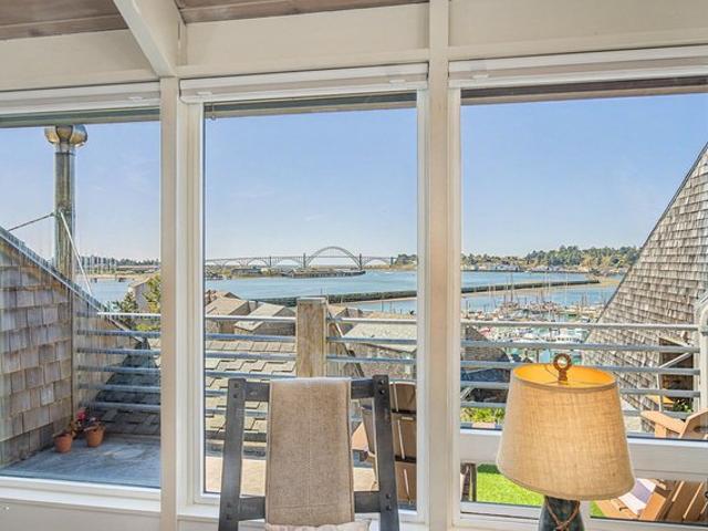 1000 SE Bay Blvd Unit 506/606, Newport, OR 97365