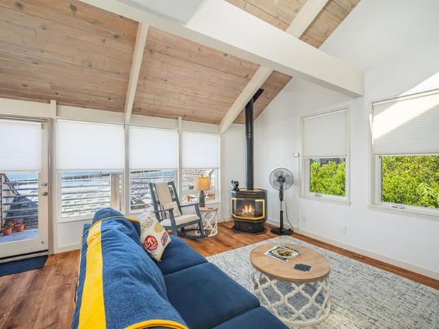 1000 SE Bay Blvd Unit 506/606, Newport, OR 97365