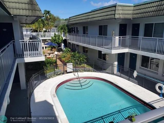 1000 SE 15th St #205, Fort Lauderdale, FL 33316