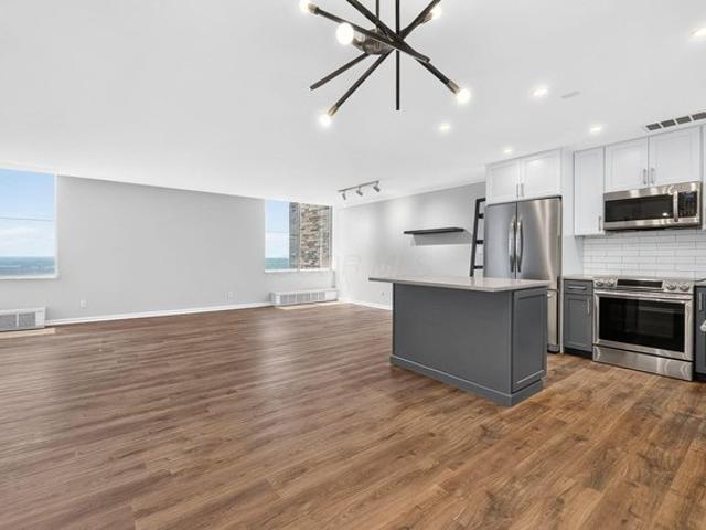 1000 Urlin Ave Apt 1415, Columbus, OH 43212
