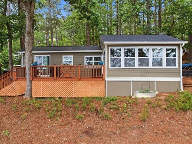 1000 Victoria Landing Dr, Woodstock, GA 30189
