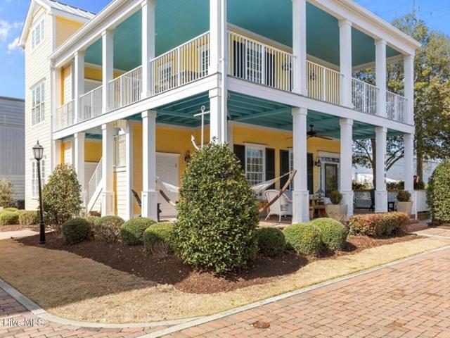 1000 Village Ln Unit A, Beaufort, NC 28516