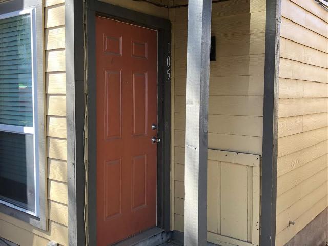 1000 W 26th St # 105