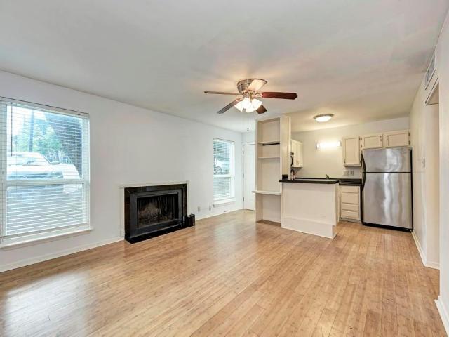 1000 W 26th St, Unit 113, Austin, TX 78705 | MLS #7846