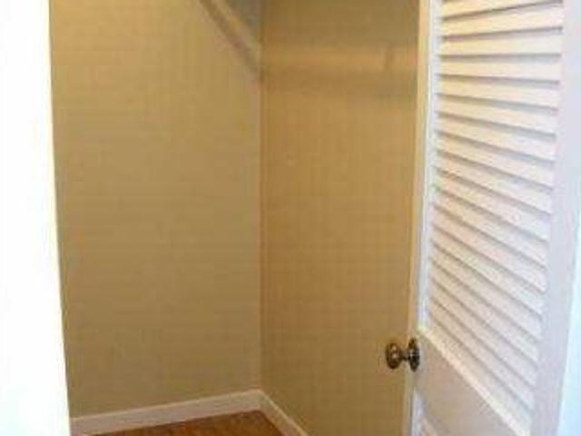 1000 W 26th St, Unit 212, Austin, TX 78705 | MLS #8054