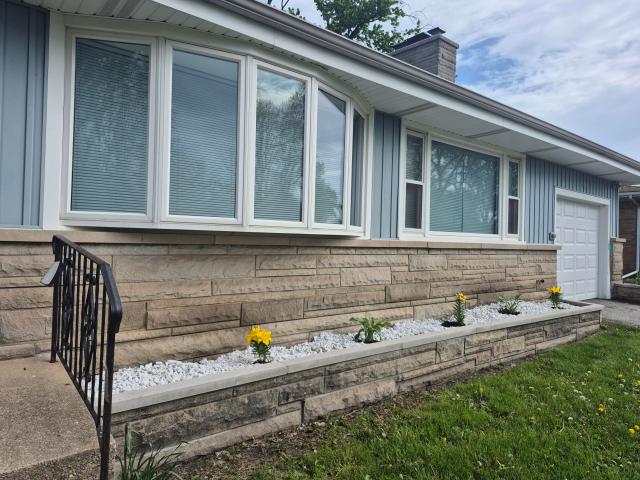 1000 W 54th Avenue