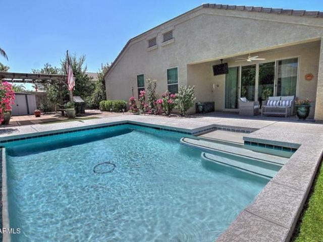 1000 W Angus Rd, San Tan Valley, AZ 85143