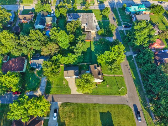 1000 w burkhart st