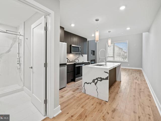 1000 W Girard Ave, Unit 548, Philadelphia, PA 19123 | MLS #PAPH2606 | Compass