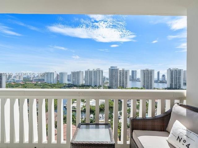 1000 W Island Blvd Apt 2307, Aventura, FL 33160