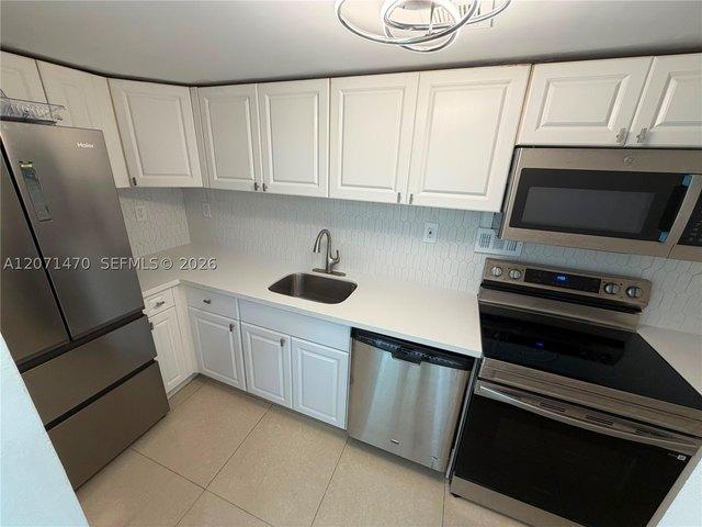 1000 West Ave Apt 330, Miami Beach, FL 33139