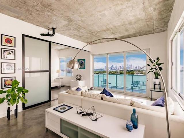 1000 West Ave #ph11 Miami Beach, FL 33139