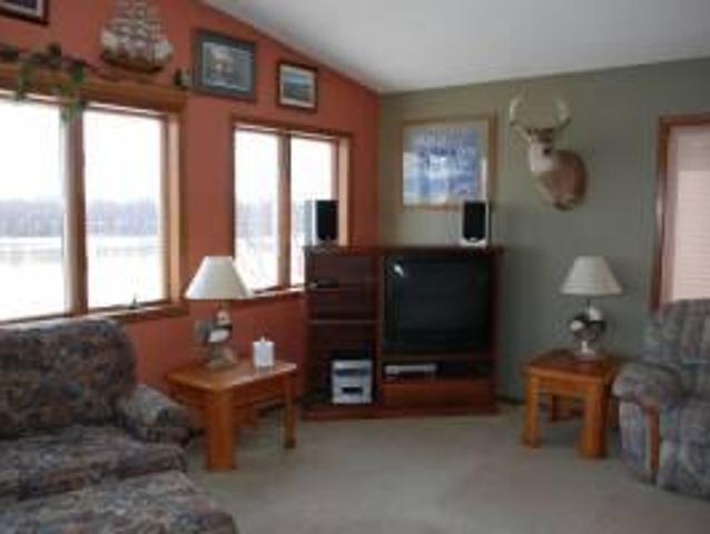 $1000 / 2br 1500ft² BEAUTIFUL 2bd/2ba furnished condo Lansing, IA map