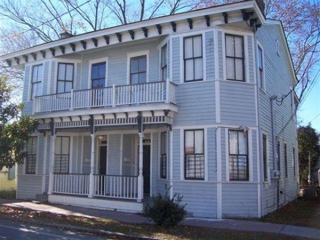 $1000 / 2br Near Forsyth Park Lincoln at Bolton Lane map