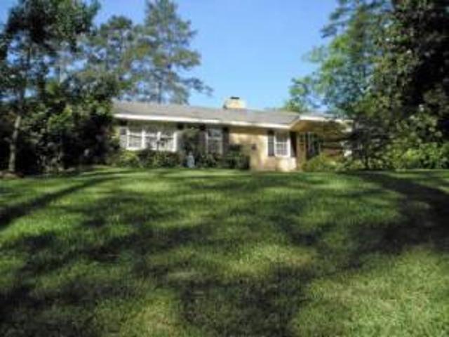 $1000 / 3br 1979ft² North Macon Home For Lease Pierce map