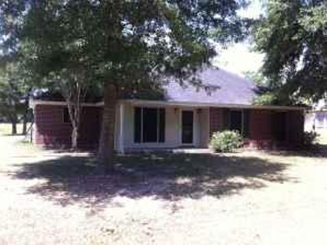 $1000 / 3br Abbeville: 401 Marcia Ave. Abbeville, LA