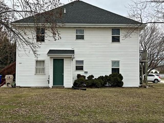 1000 3rd St NW, Independence, IA 50644