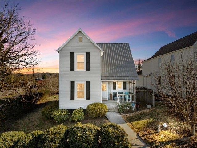 1000 5th St, Radford, VA 24141