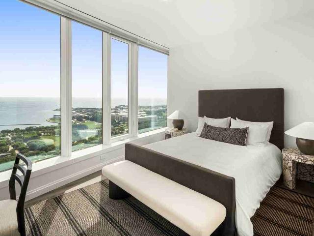1000M Apartments 1 Bedroom Apartment for Rent at 1000 S Michigan Ave, Chicago, IL 60605 Loop