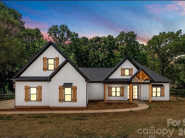 10013 Mini Ranch Rd, Waxhaw, NC 28173