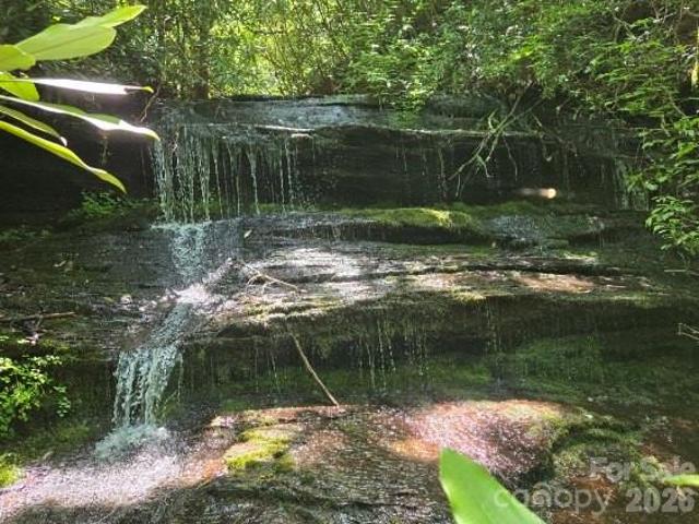 100/101 Ellicott Gap None