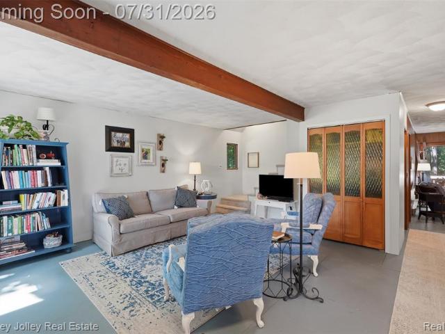 10011 Fieldcrest Drive
