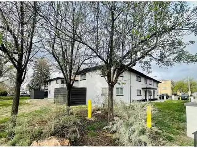 10011 Montview Blvd #A, Aurora, CO 80010