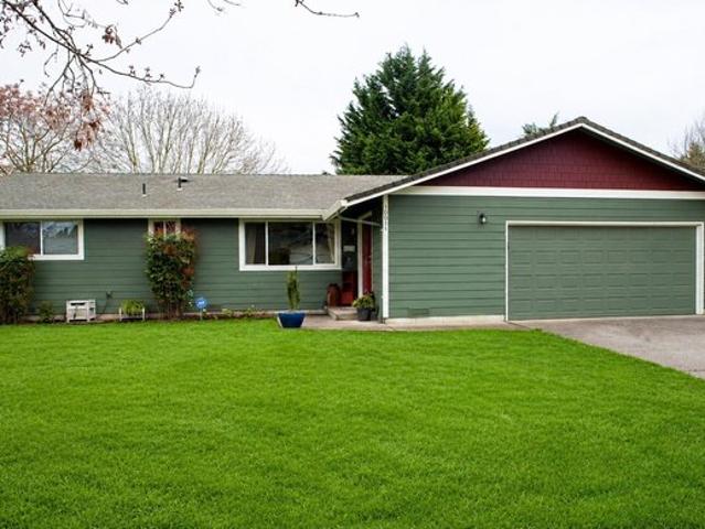 10011 NW 27th Ave, Vancouver, WA 98685