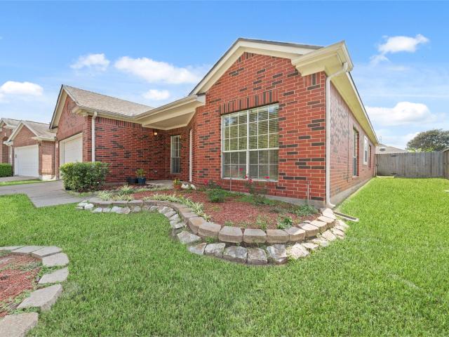 10011 Redoak Pass Lane