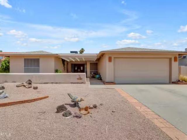 10014 E Willowcrest Ct, Sun Lakes, AZ 85248 MLS 6728132