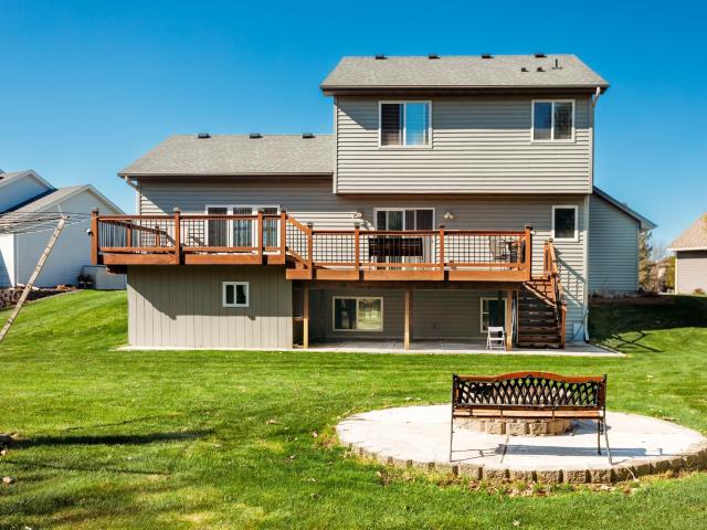 10014 Pin Oak Court N