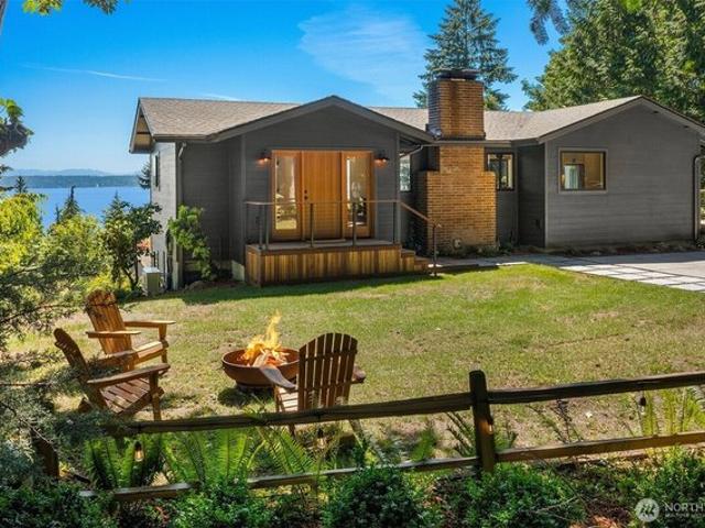 10014 SW 122nd Pl, Vashon, WA 98070