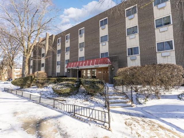 10015 Beverly Dr Apt 404, Skokie, IL 60076