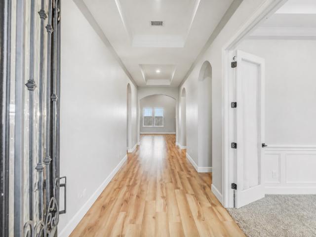 10015 Goliad Drive