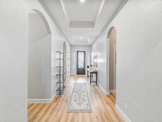 10015 Goliad Drive