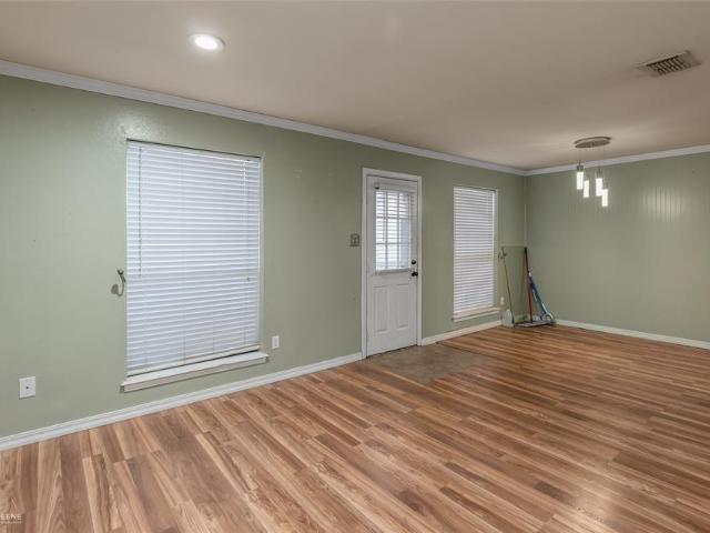 10016 Georgetown Drive
