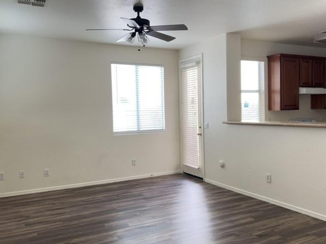 10018 W Winslow Avenue