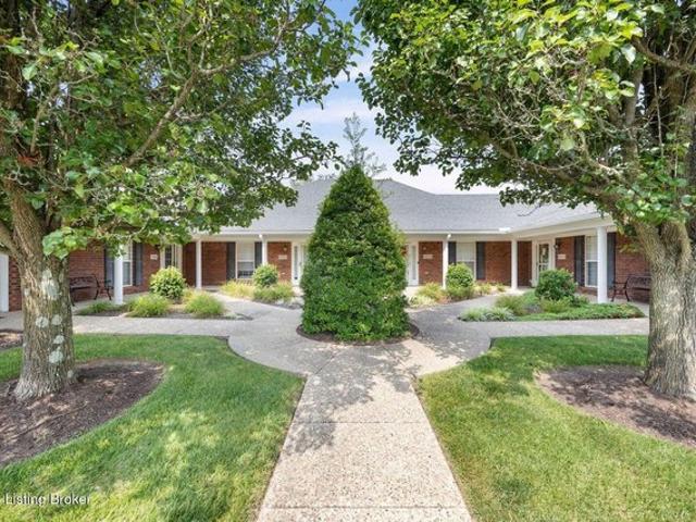 10018 Chenoweth Vista Way, Louisville, KY 40299