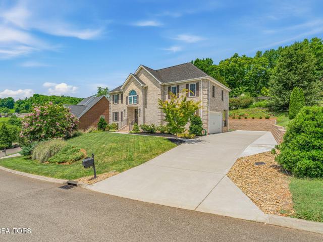10019 Castleglen Lane