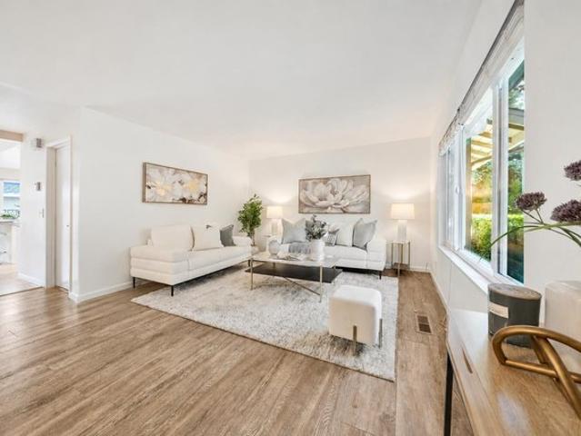 10019 Dove Oak Ct, Cupertino, CA 95014