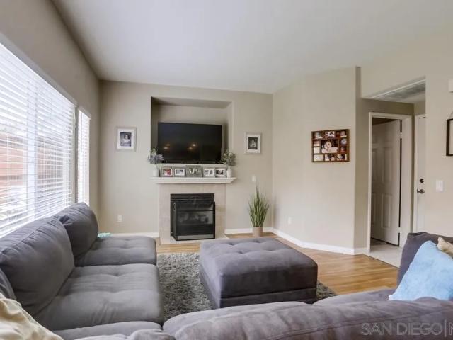 10019 Kika Ct