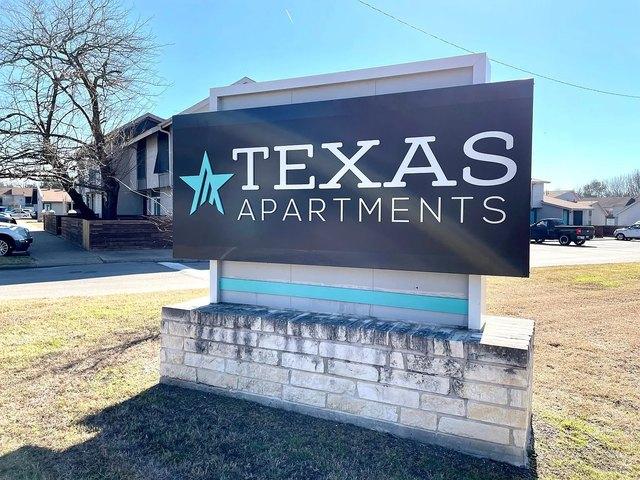 1001 Mineral Wells St, Terrell, TX 75160