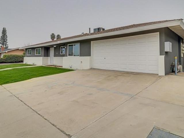 1001 Mira Loma Dr, Bakersfield, CA 93309