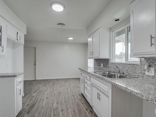 1001 Mira Loma Drive