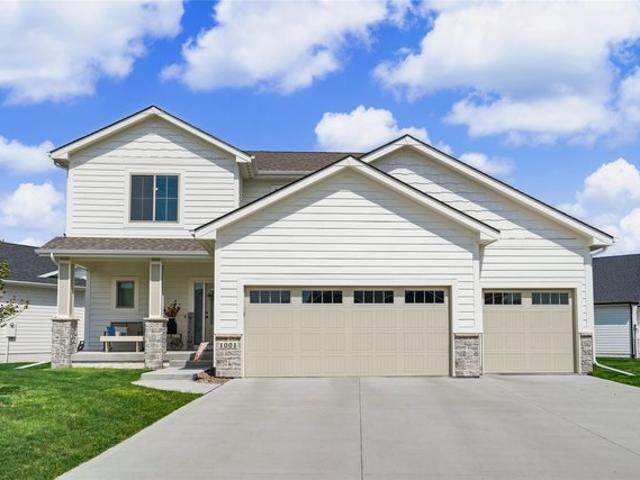 1001 NW Benjamin Dr, Ankeny, IA 50023